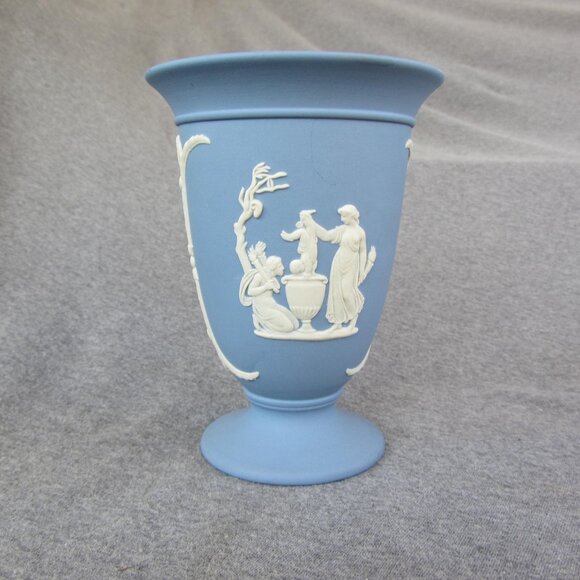 Wedgwood | Accents | Wedgwood Vase Blue Jasperware Footed Vase Vintage 973 W3151 | Poshmark